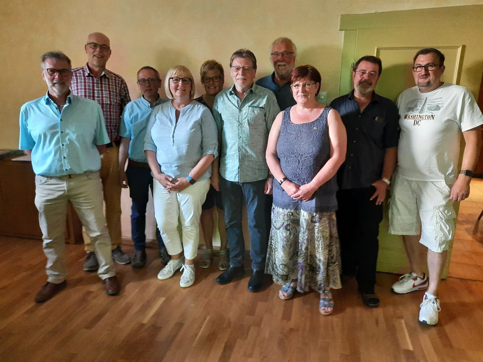 Walter Bast zum neuen Vorsitzenden der Müscheder Siedler gewählt