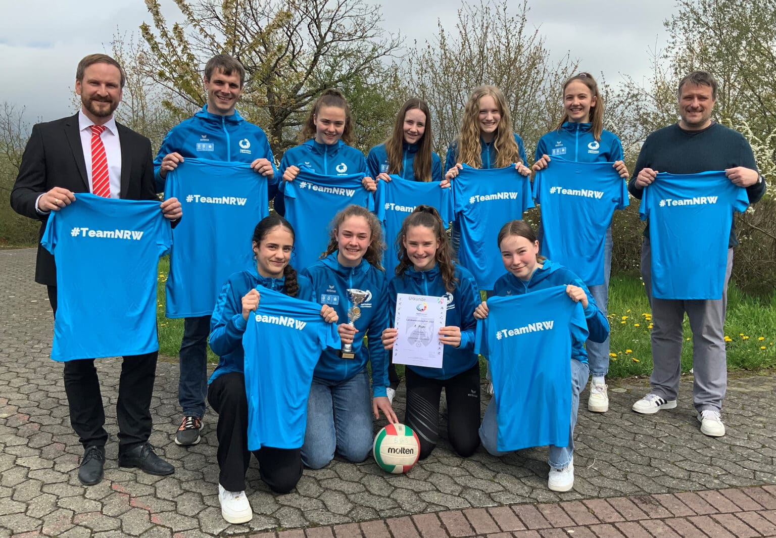 Jugend trainiert für Olympia: Schulmannschaft des Städtischen Gymnasiums für Bundesfinale ...